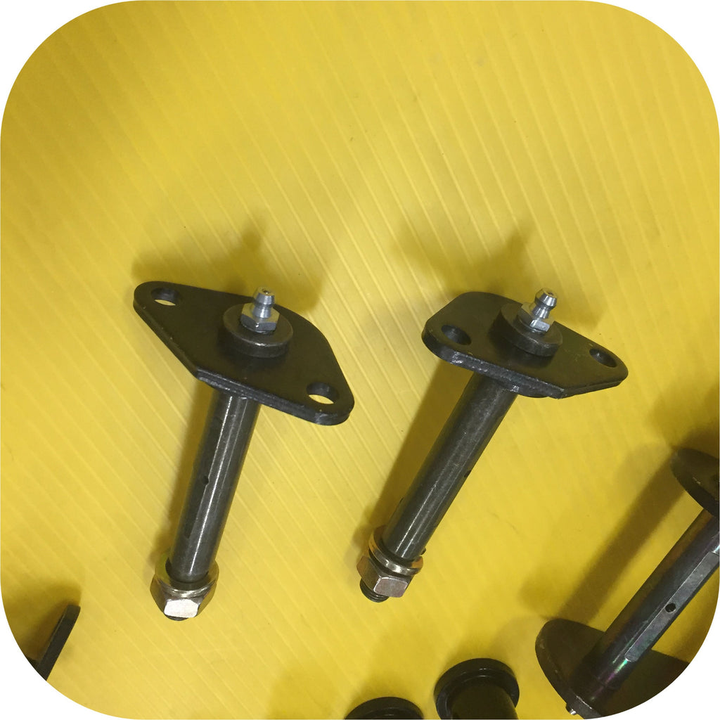 Greaseable Anti-inversion Spring Shackles and Pins for Toyota Land Cru ...